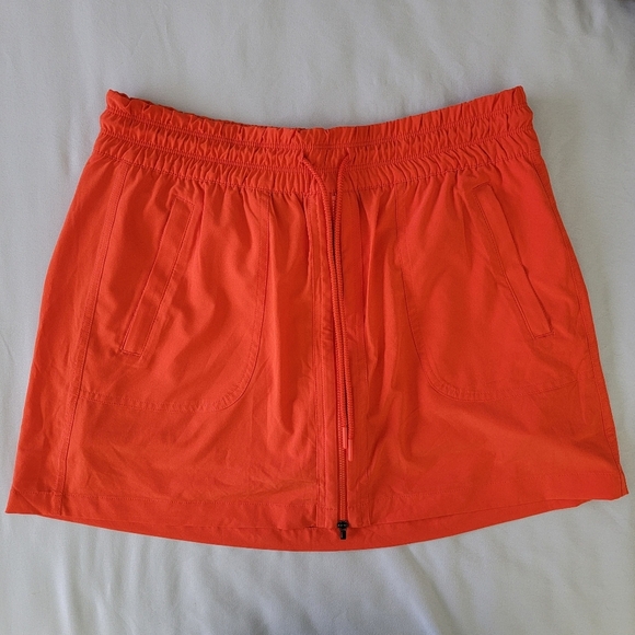 Athleta | Shorts | Athleta Expedition Skort Pockets Zip Front ...